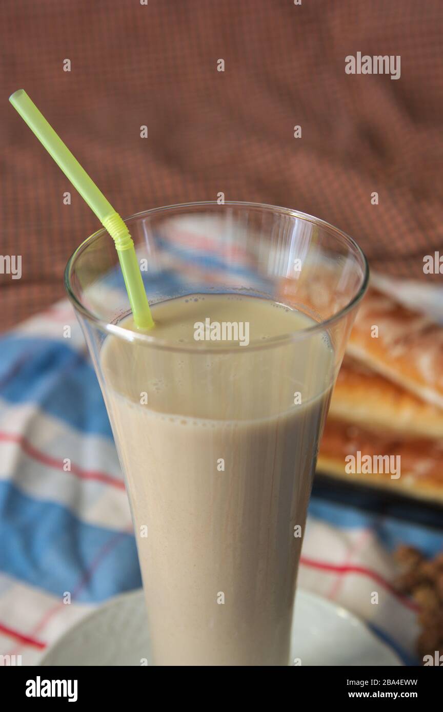 Close-up of a glass of horchata, a typical Valencian refreshing drink ...