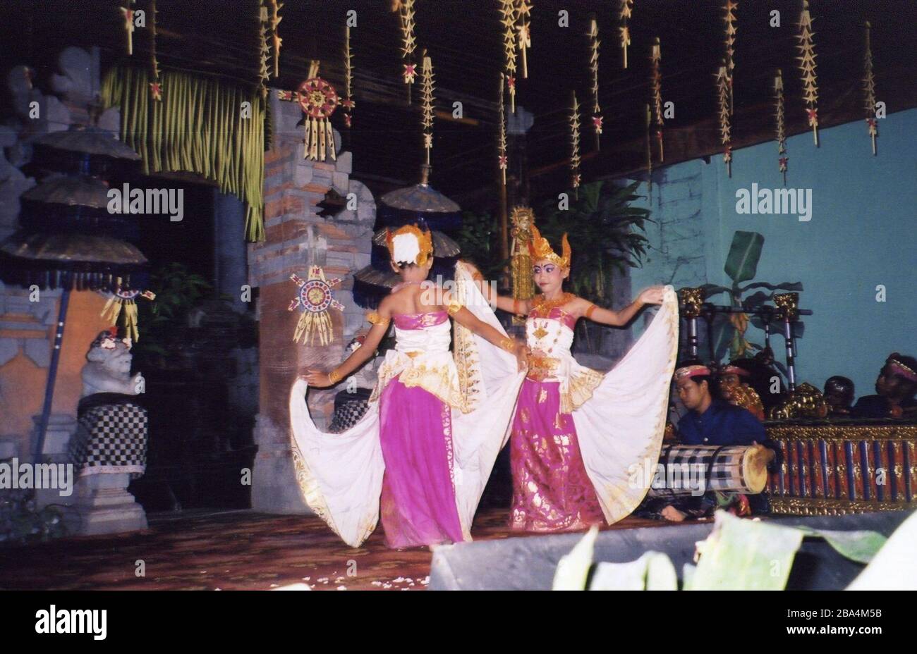 Two legong dancers in hi-res stock photography and images - Alamy
