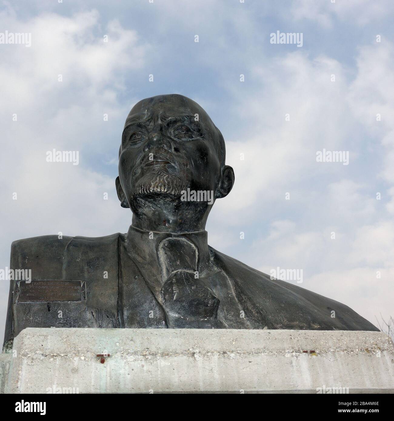 Lenin statue in Lenin square in Cavriago. Italian communism Stock Photo ...