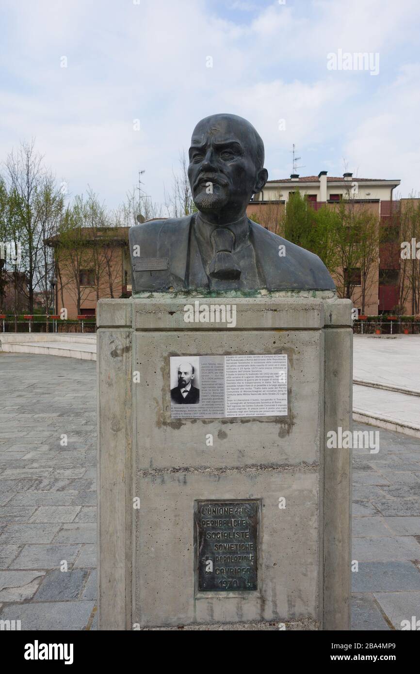 Lenin statue in Lenin square in Cavriago. Italian communism Stock Photo ...