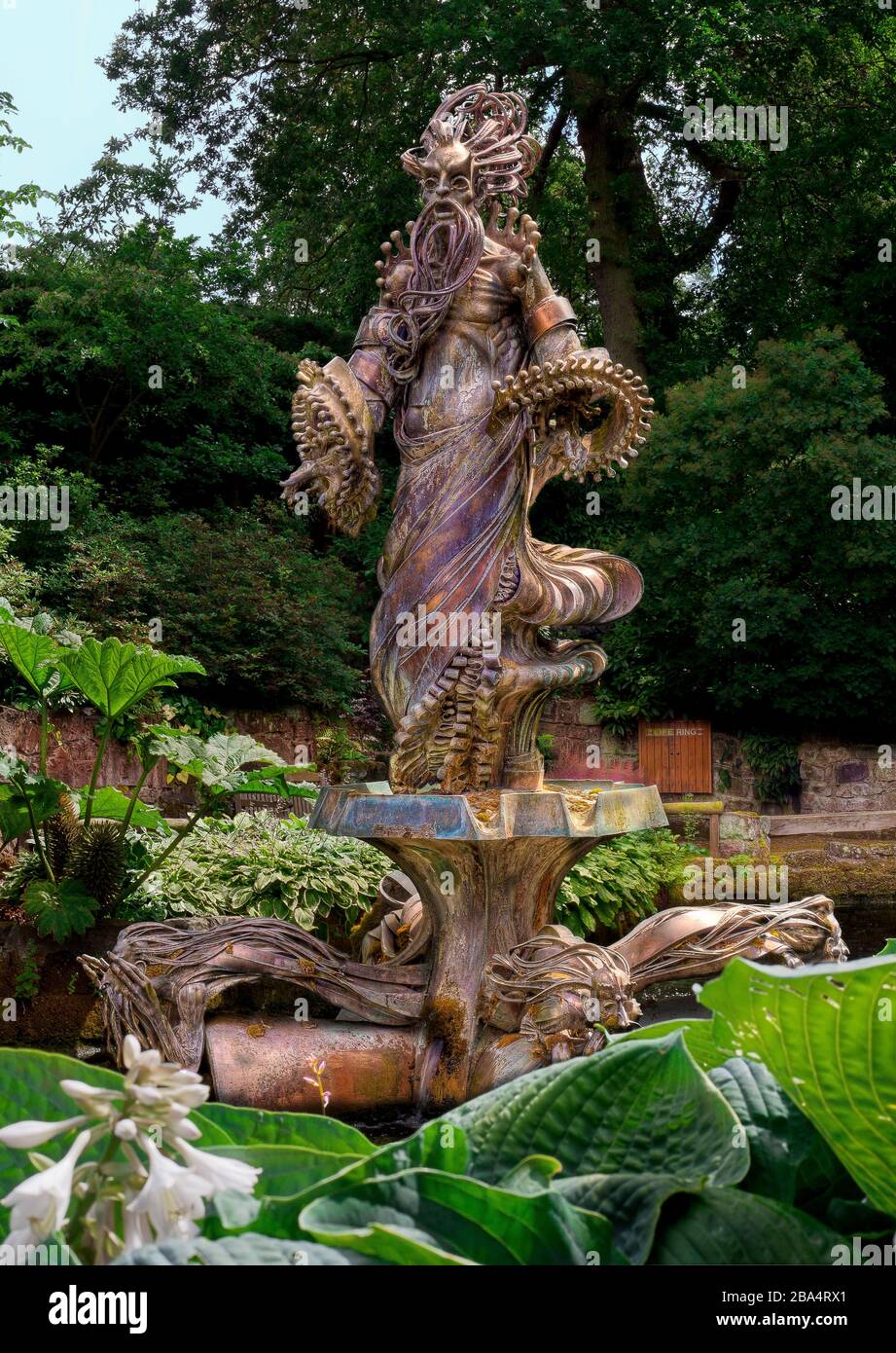 Architectural statues, monuments, art Stock Photo - Alamy