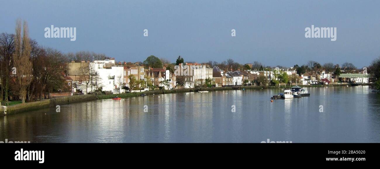 Olivers island chiswick hi-res stock photography and images - Alamy