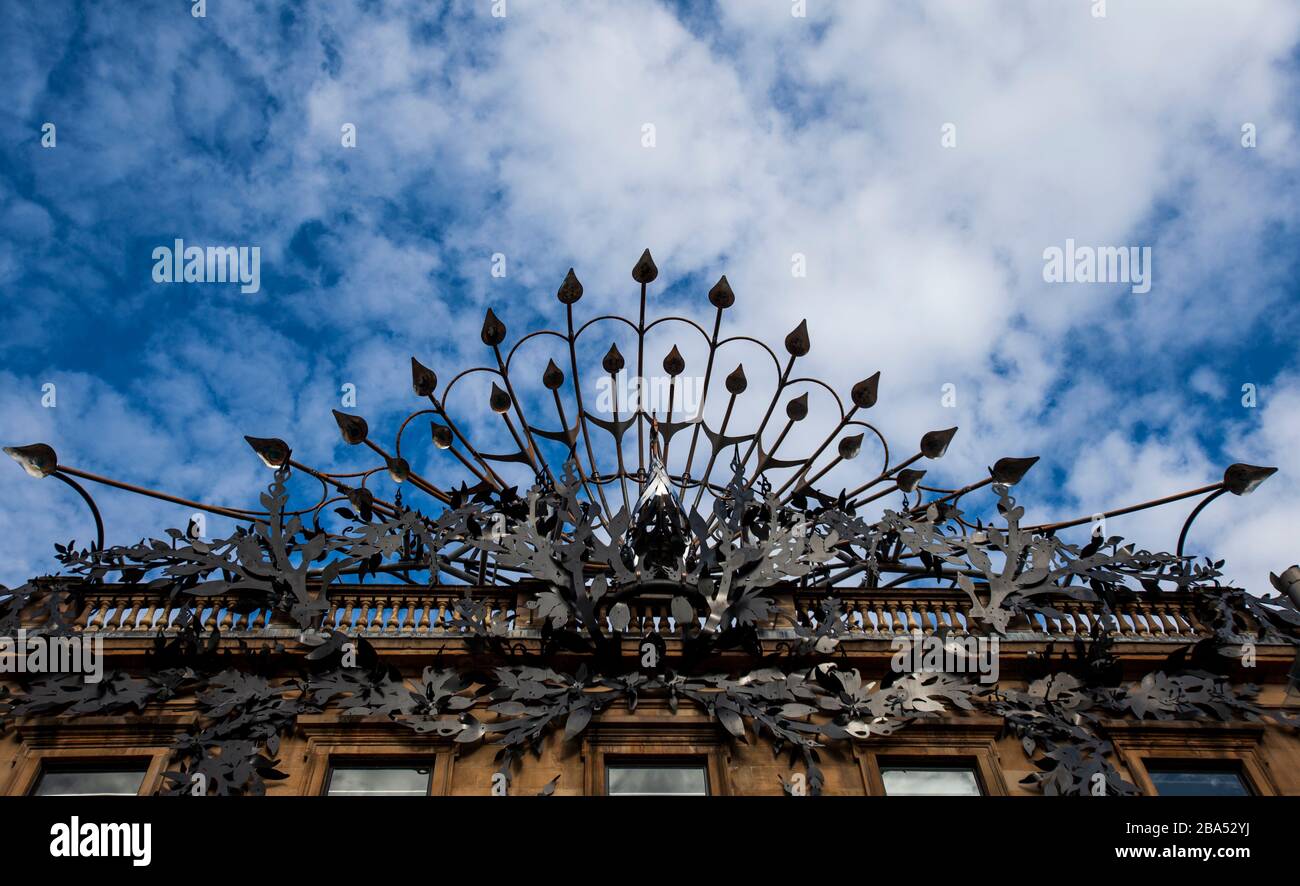 Architectural statues, monuments, art Stock Photo - Alamy