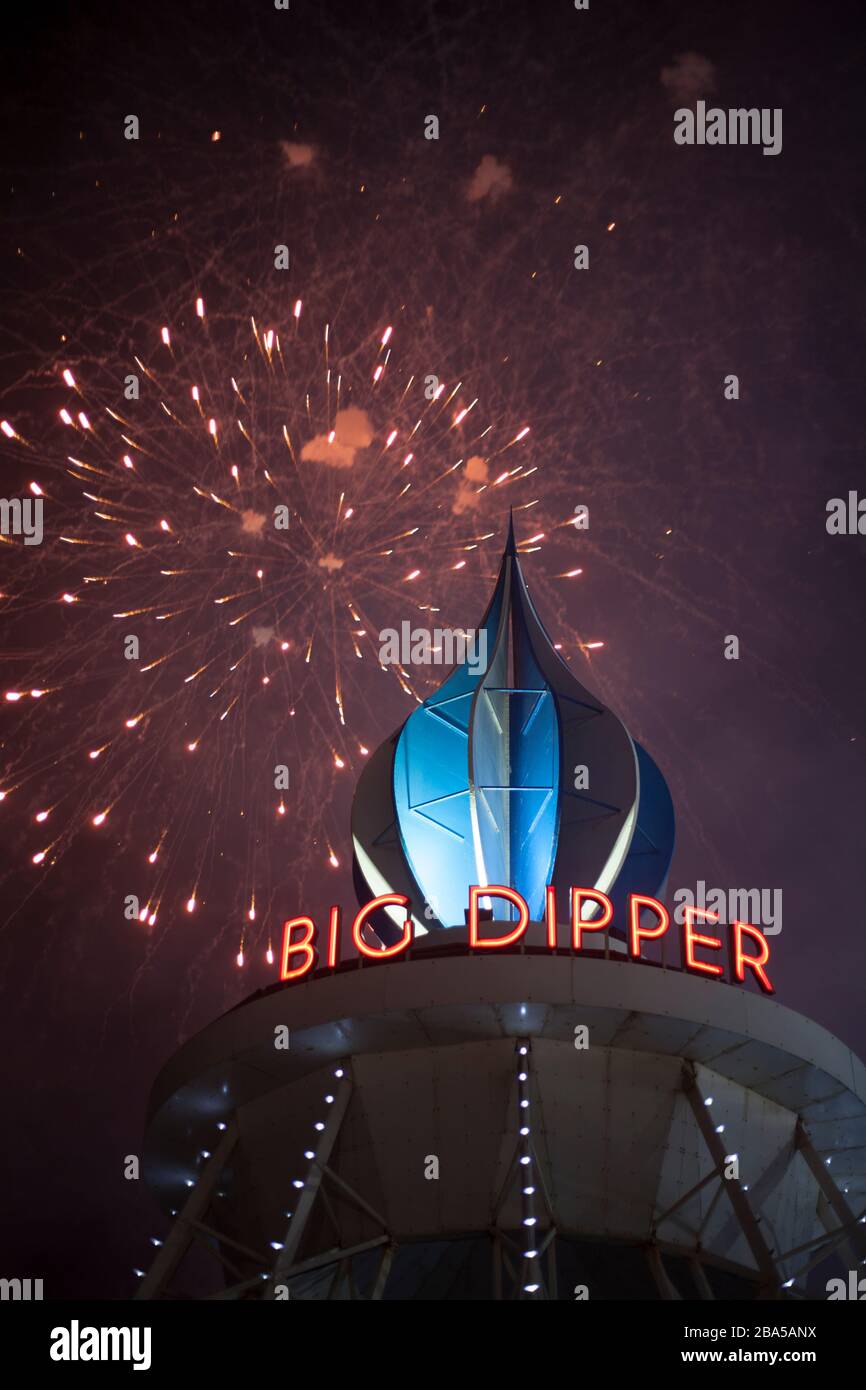 50's or 60's mid-century, atomic architecture for a roller coaster ...