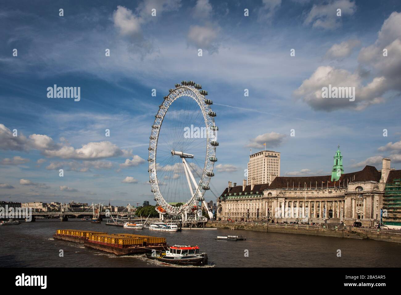 Architectural, London Eye, big wheel, ferris wheel, River Thames, barge ...