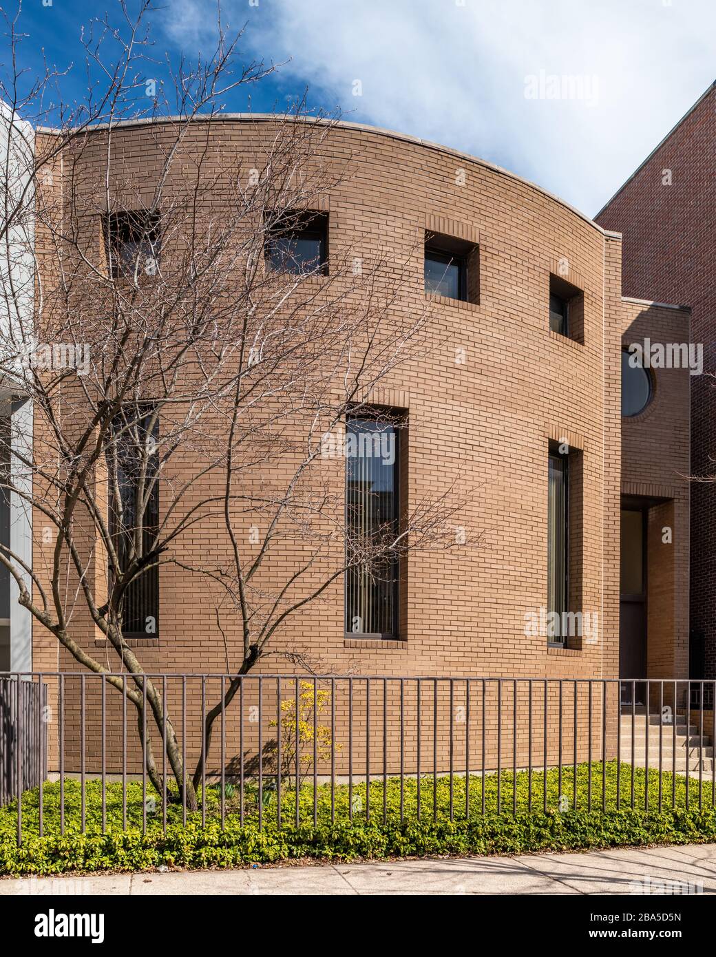 Post modern architecture hi-res stock photography and images - Alamy