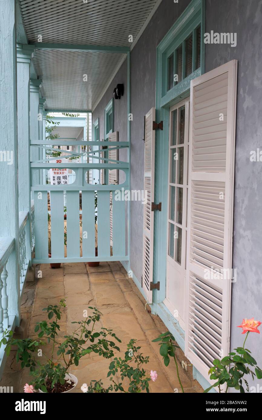 Higashi yamate district hi-res stock photography and images - Alamy