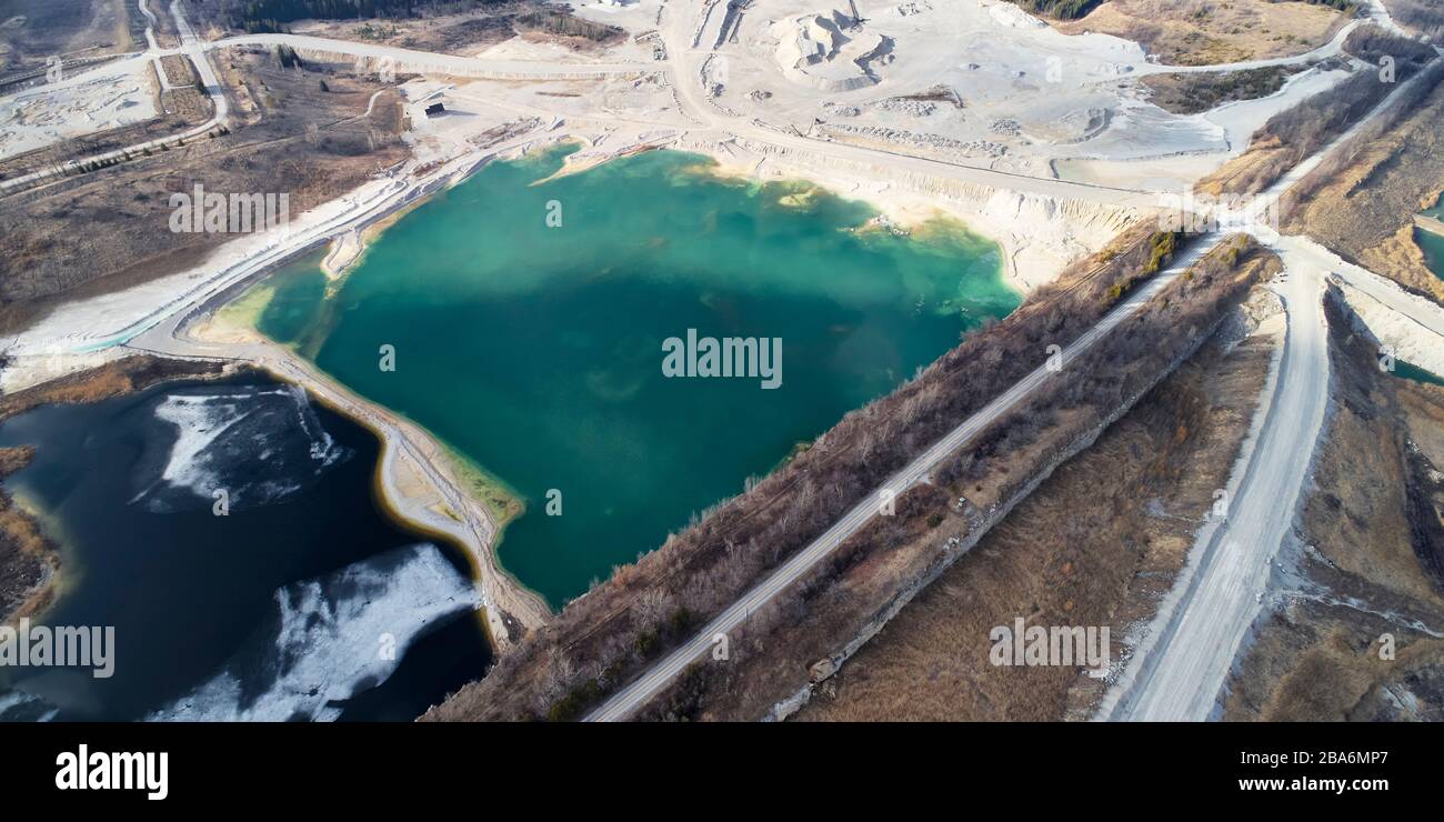 Acton Limestone quarry Stock Photo - Alamy