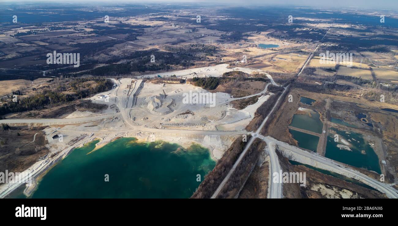 Acton Limestone quarry Stock Photo - Alamy