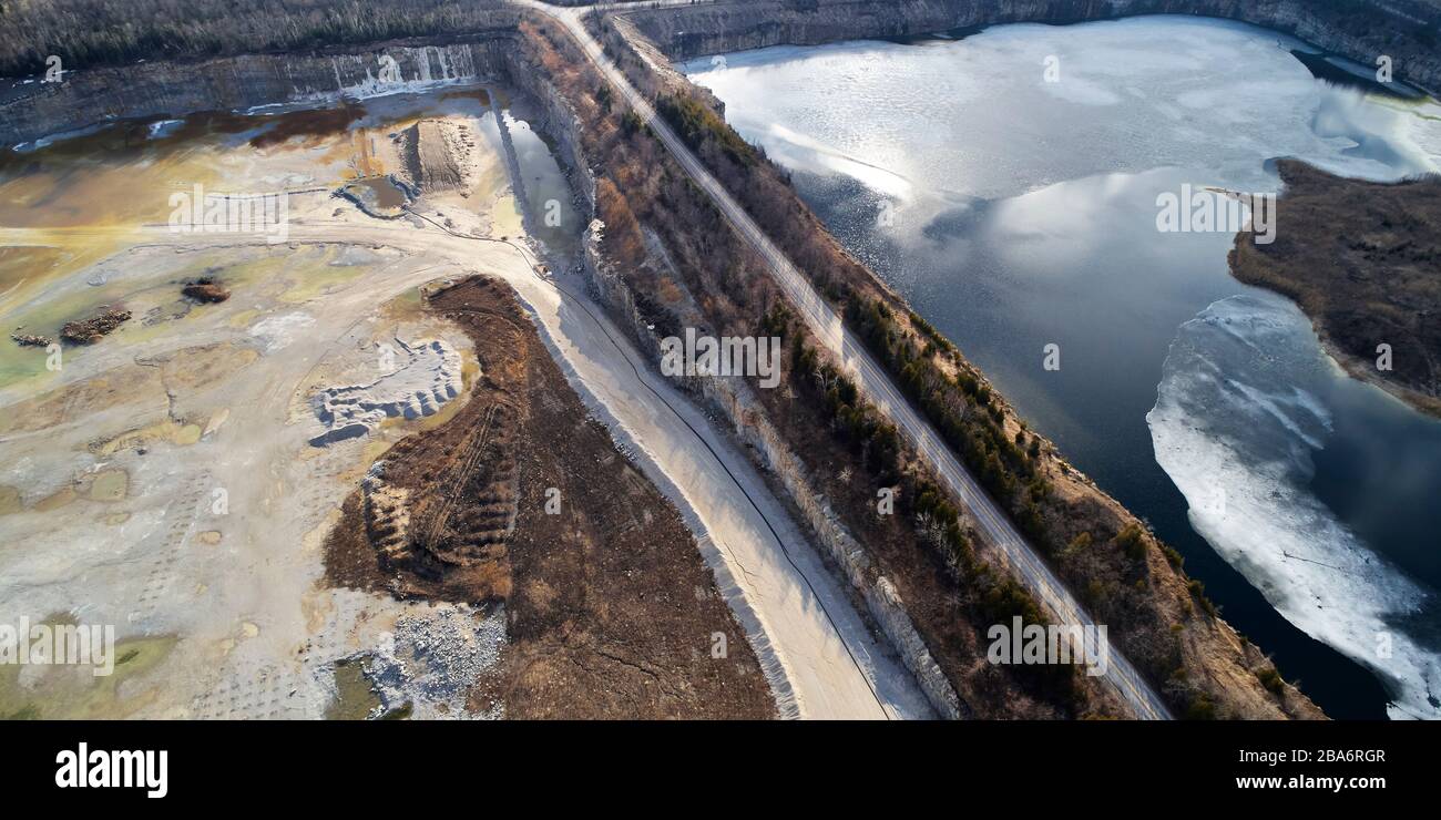 Acton Limestone quarry Stock Photo - Alamy