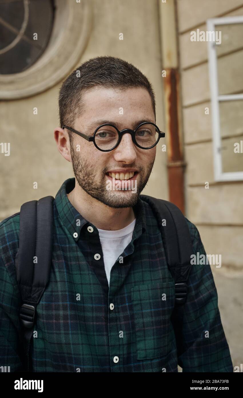 Glasses for round face hi-res stock photography and images - Alamy