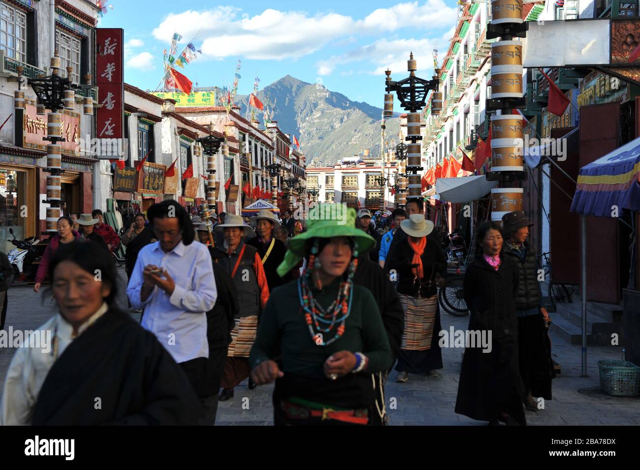 Lhasa tibet rainbow hi-res stock photography and images - Alamy