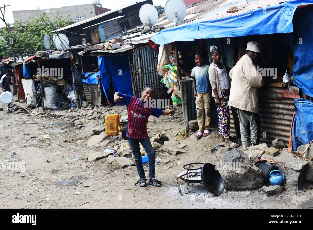 The vibrant Waliso market in Oromia, Ethiopia Stock Photo - Alamy