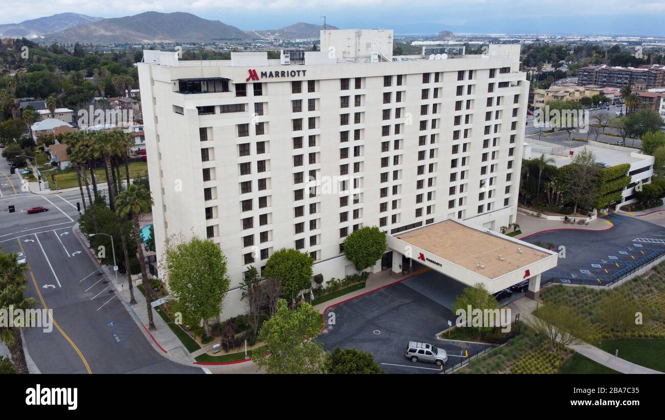 General overall aerial view of the Marriott Riverside a the Convention ...