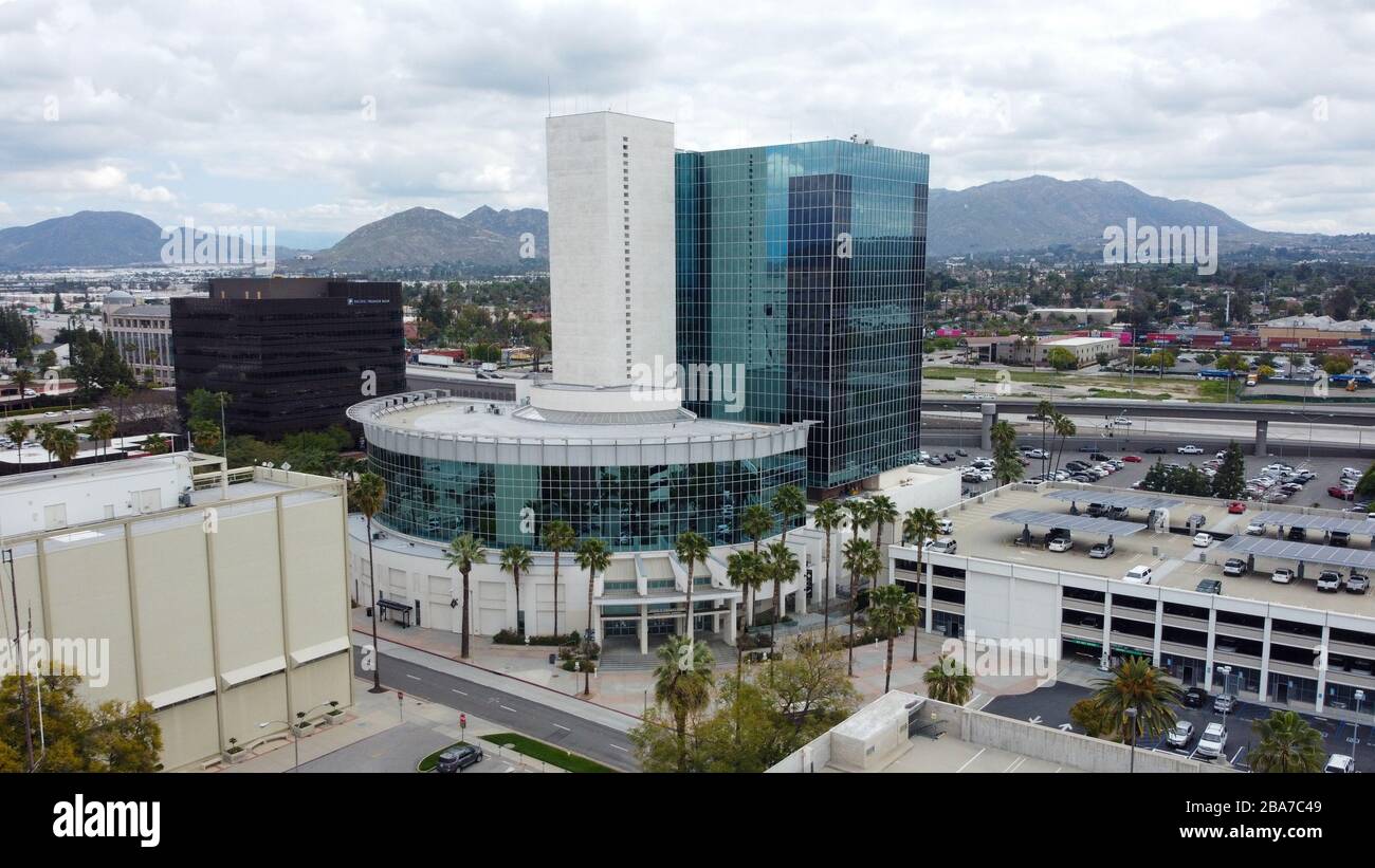 Aerial view shopping mall annex hi-res stock photography and images - Alamy