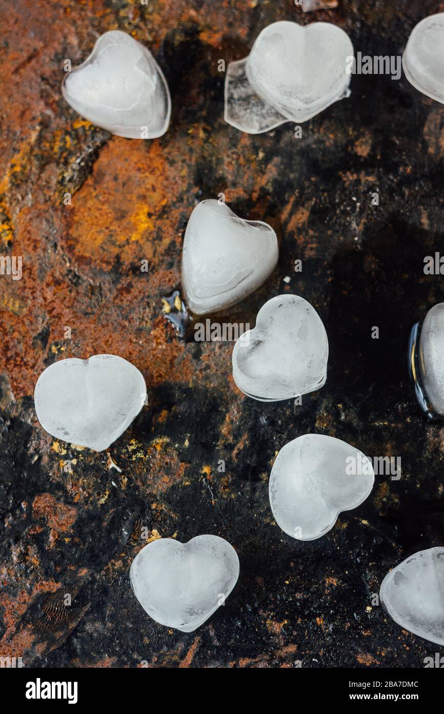 Ice starting to melt hi-res stock photography and images - Alamy