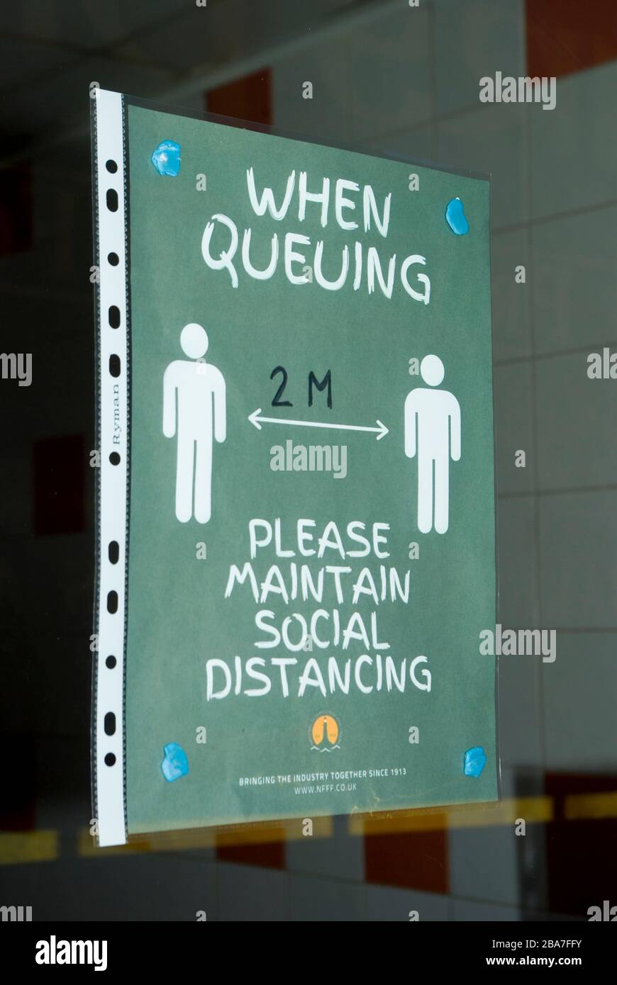 Social Distancing Notice Stock Photo - Alamy