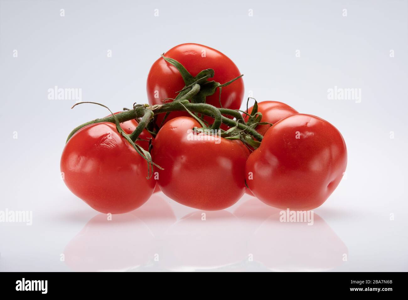 Six tomatoes hi-res stock photography and images - Alamy