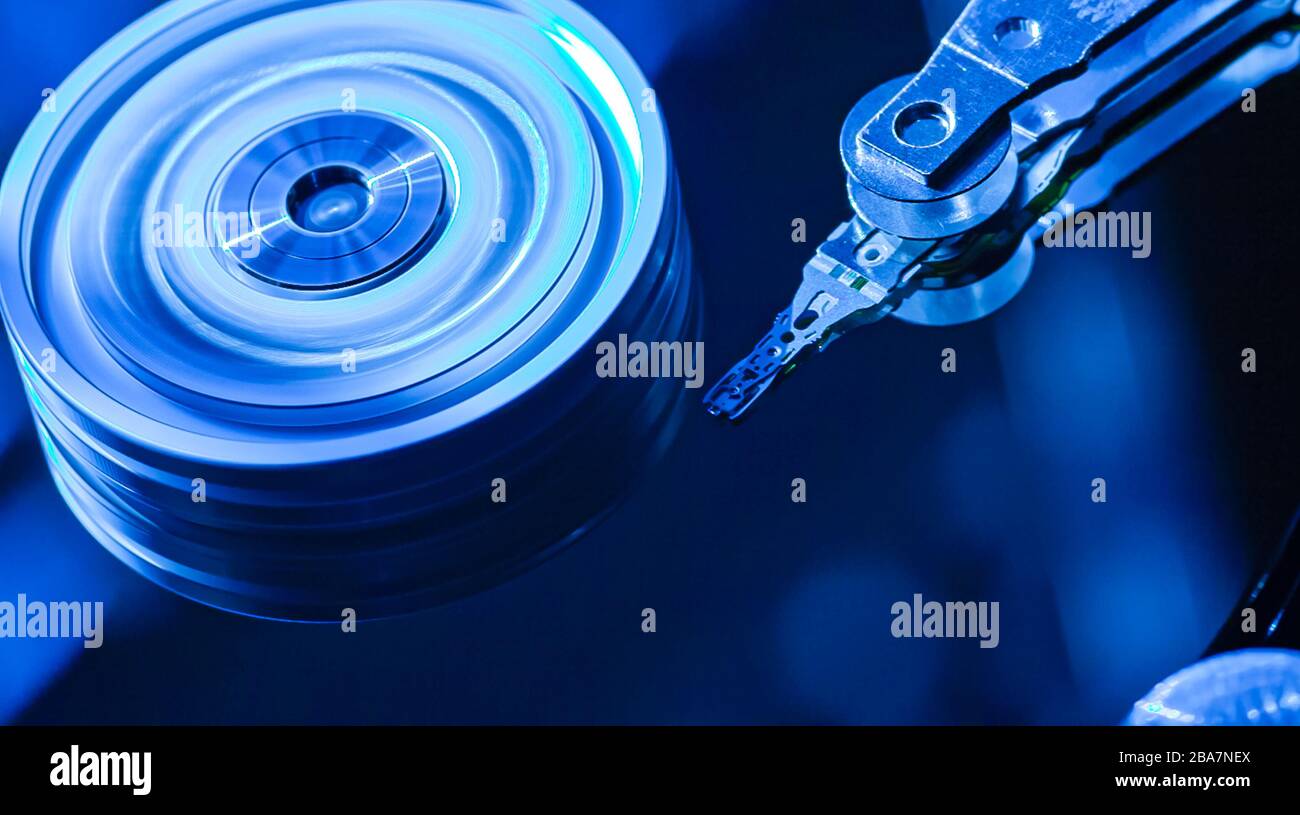 Hard disk reading head 39 Stock Photo - Alamy