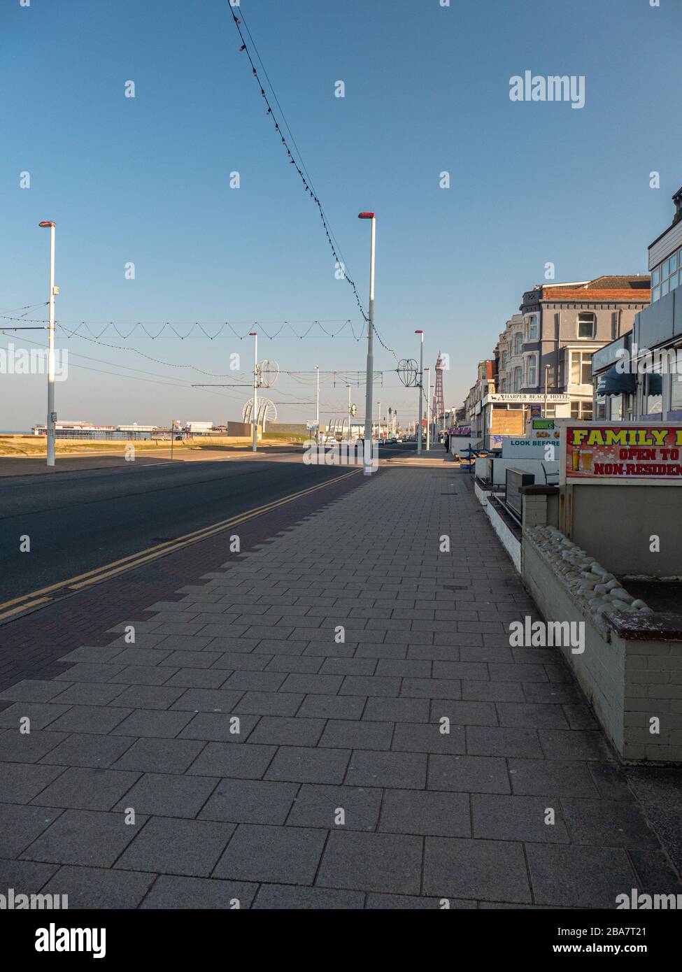 Pay heed hi-res stock photography and images - Alamy