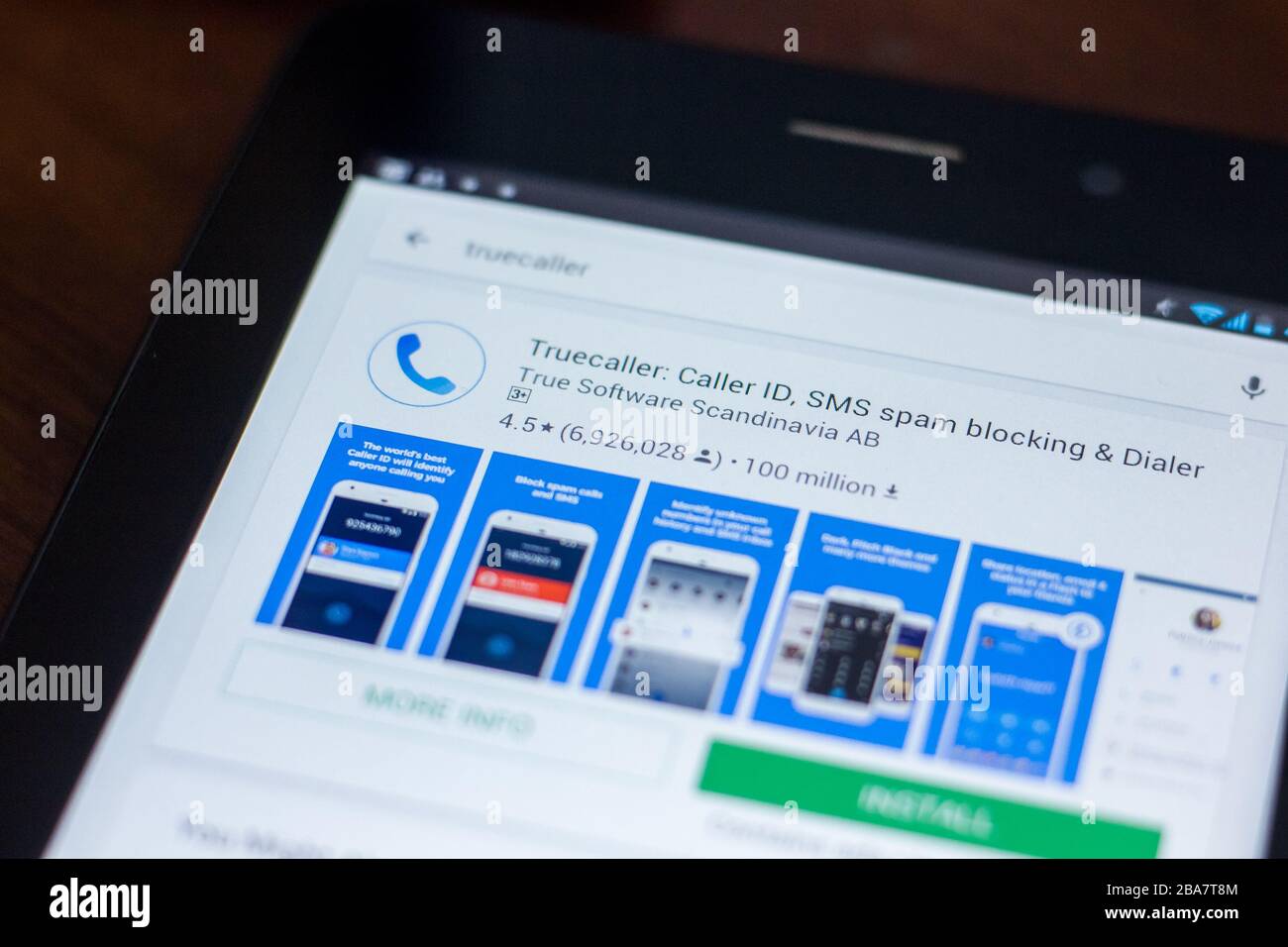 Truecaller logo hi-res stock photography and images - Alamy