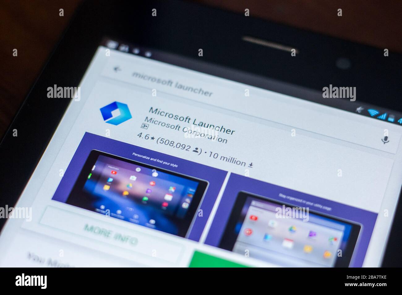 Microsoft advertising app hi-res stock photography and images - Alamy