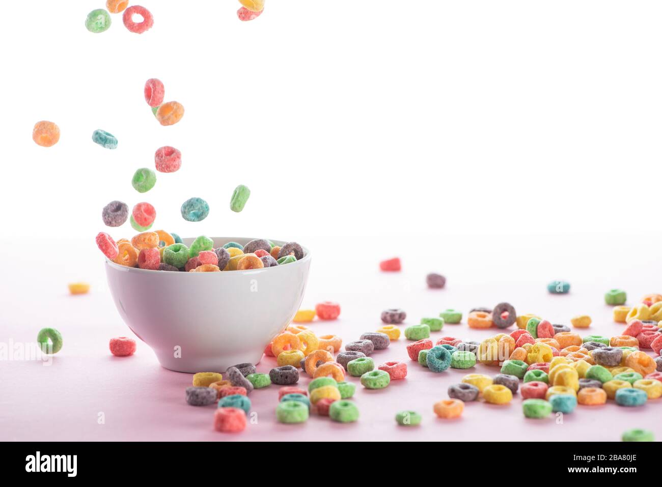 Cereal falling hi-res stock photography and images - Alamy