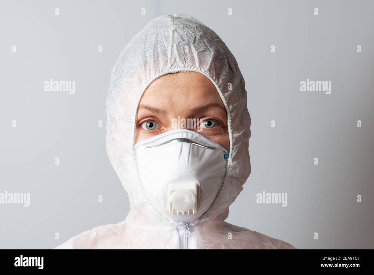 Chemist mask hi-res stock photography and images - Alamy
