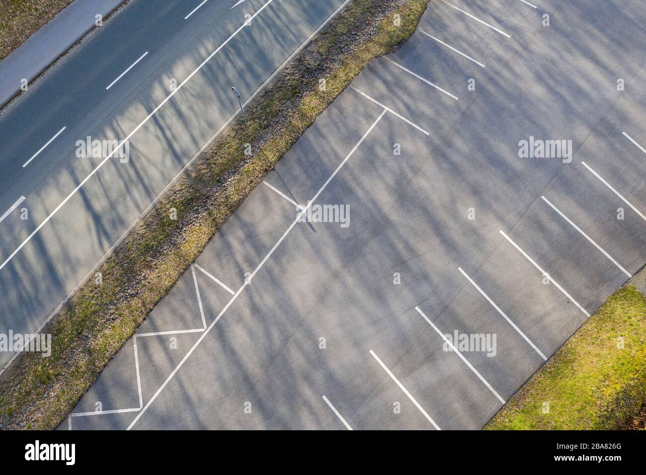 Empty parking lot from above Stock Photo - Alamy