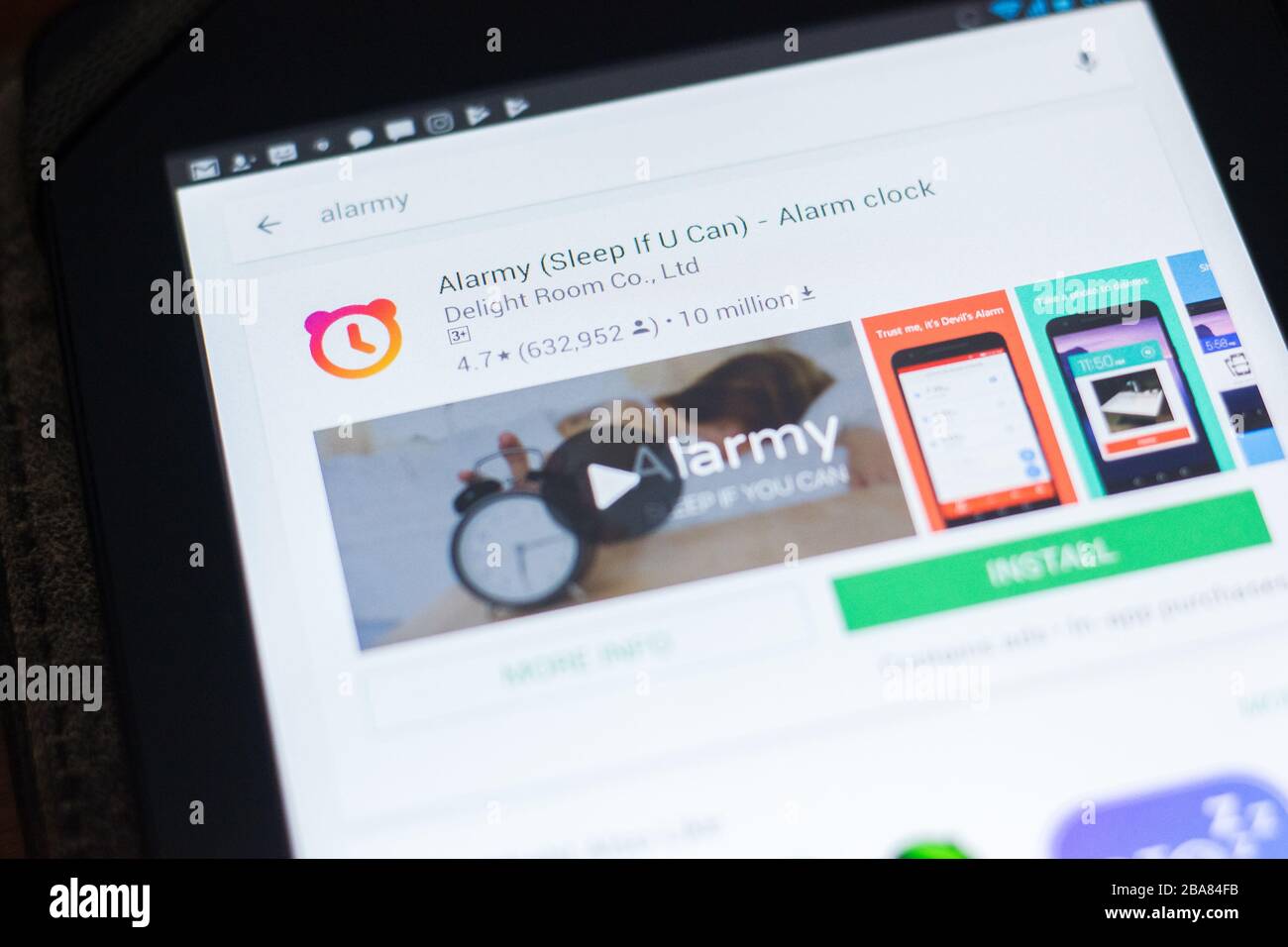 Alarmy hi-res stock photography and images - Alamy