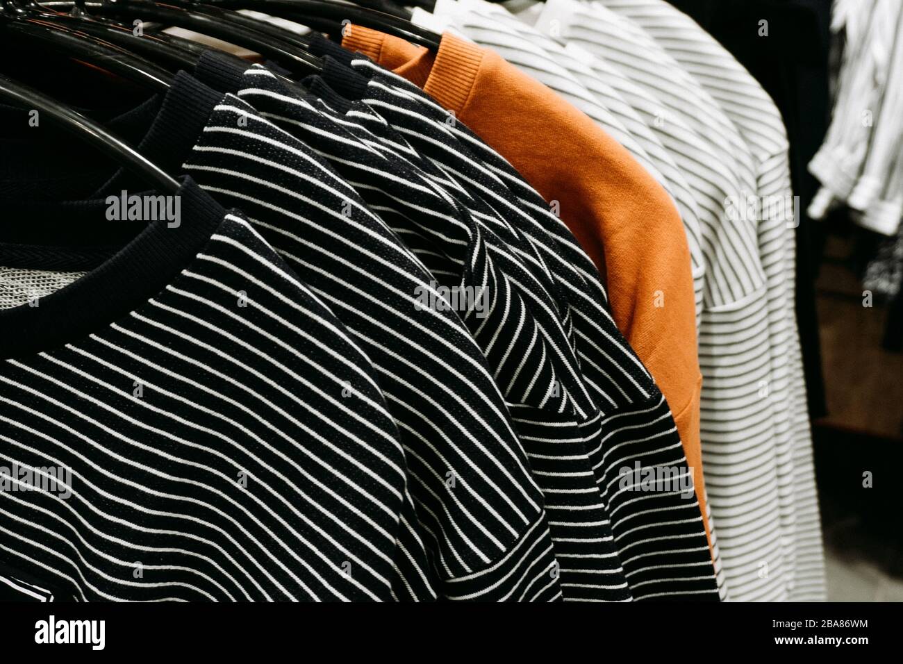 Racks of clothing store hi-res stock photography and images - Alamy
