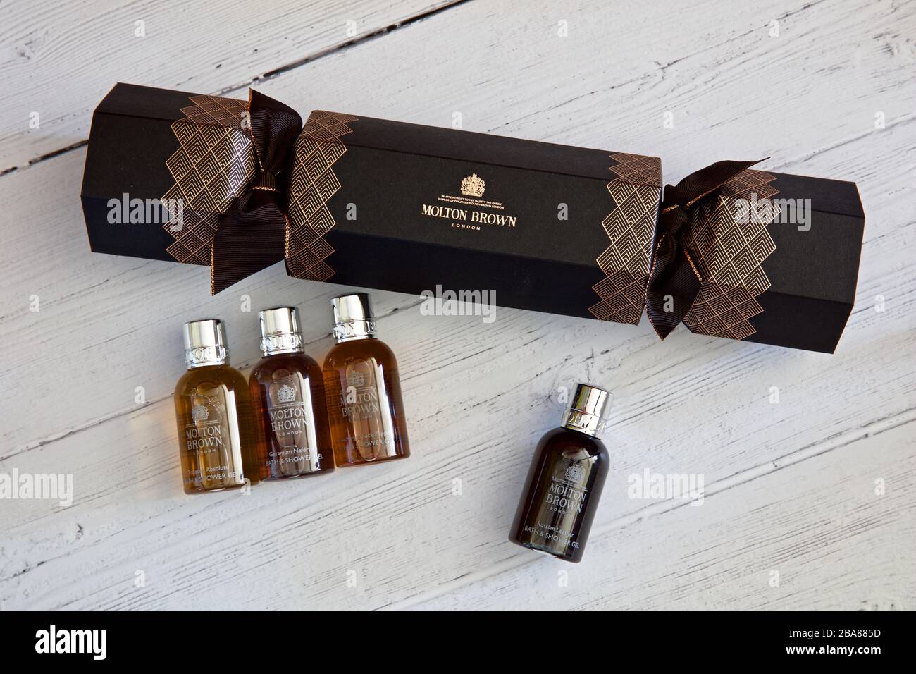 Molten Brown Christmas Cracker Stock Photo - Alamy