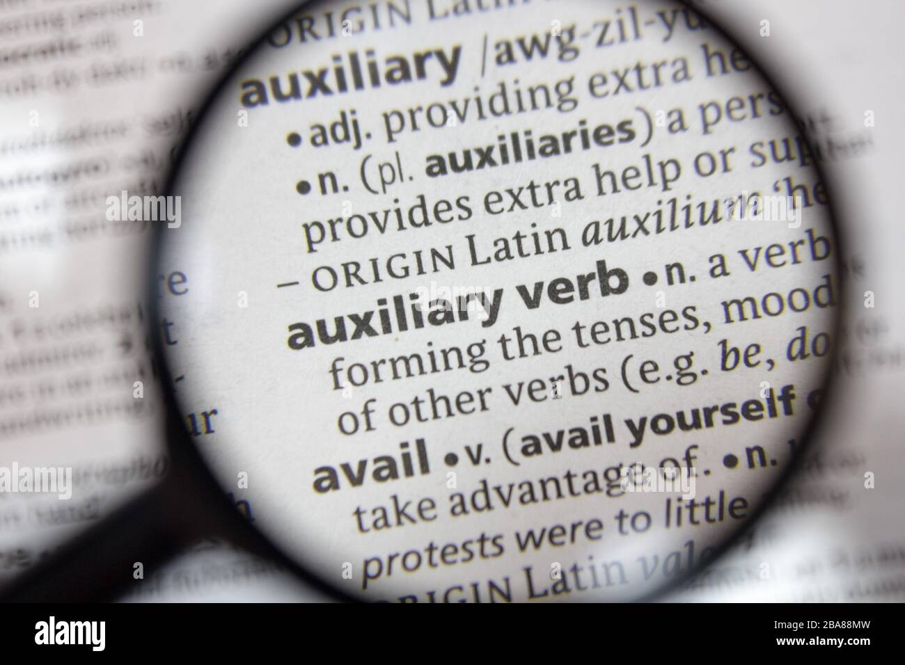 Auxiliary verb definition hi-res stock photography and images - Alamy