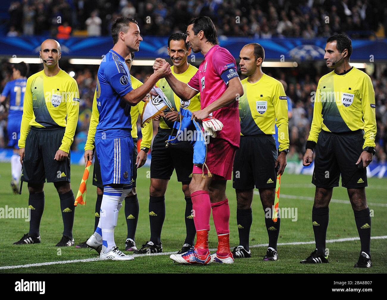 Chelsea's captain John Terry (left) and Juventus' captain Gianluigi ...