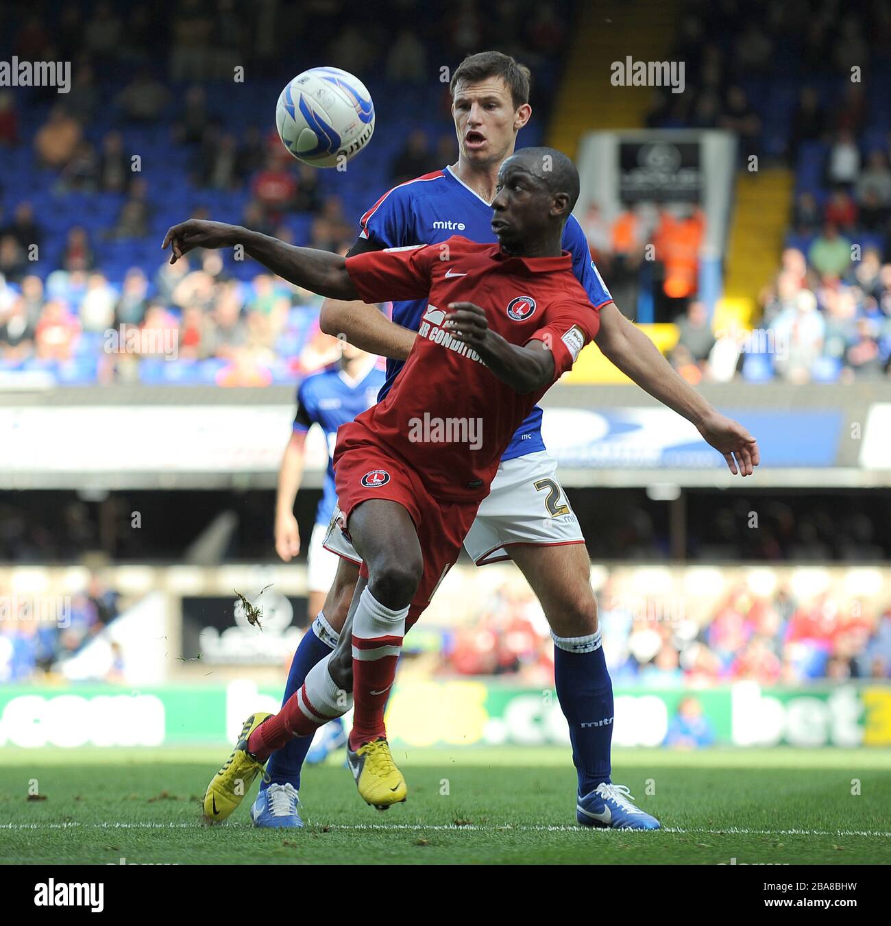 Elliott hewitt hi-res stock photography and images - Alamy