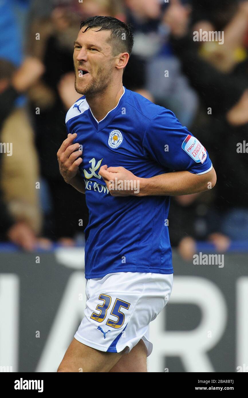 Leicester City's David Nugent celebrates his first goal Stock Photo - Alamy