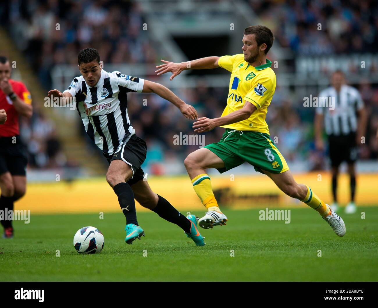 Newcastle United's Hatem Ben Arfa (left) and Norwich City's Jonny ...