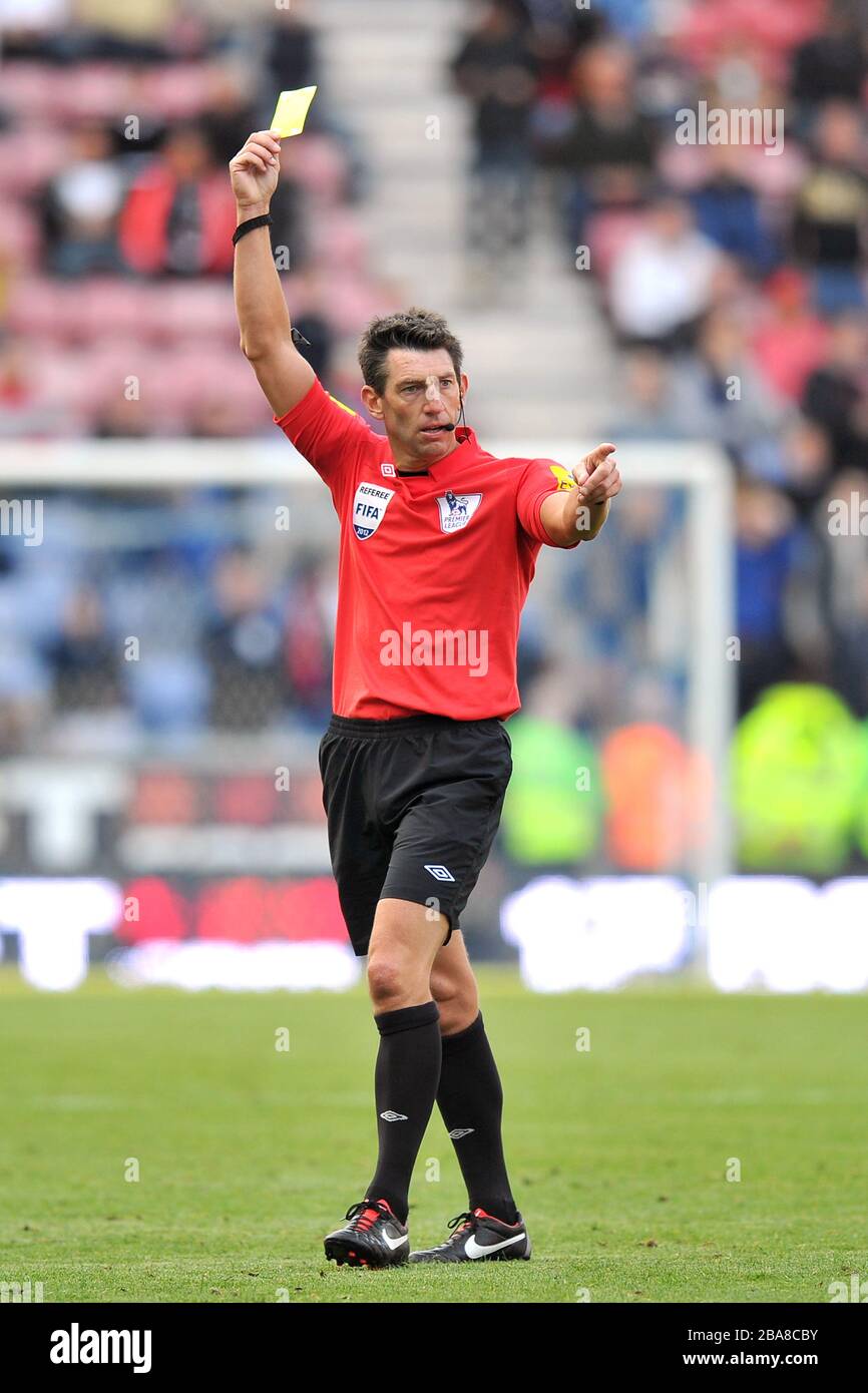 Lee Probert, match referee Stock Photo - Alamy