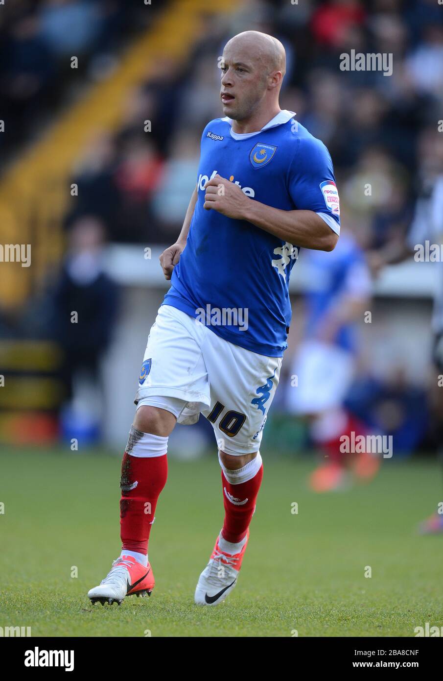 Portsmouth's Luke Rogers Stock Photo - Alamy