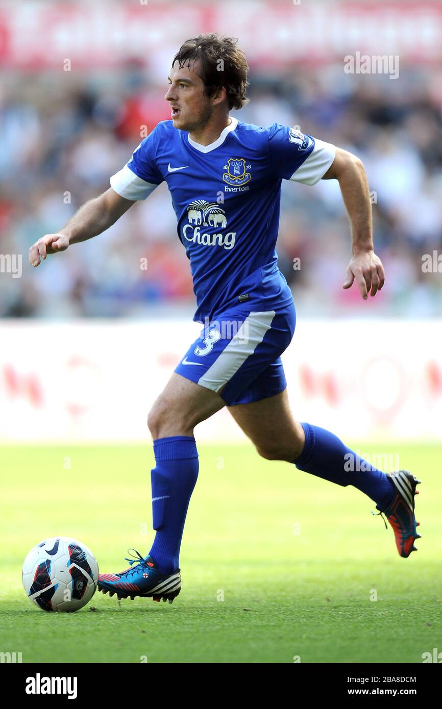 Leighton Baines, Everton Stock Photo - Alamy