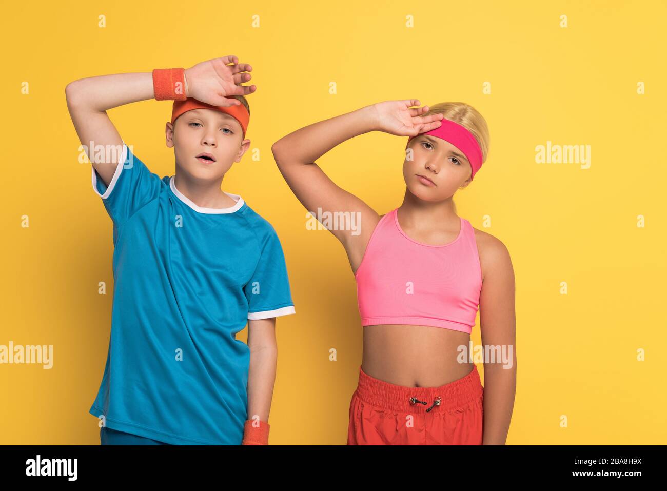 Heads touching touch hi-res stock photography and images - Alamy