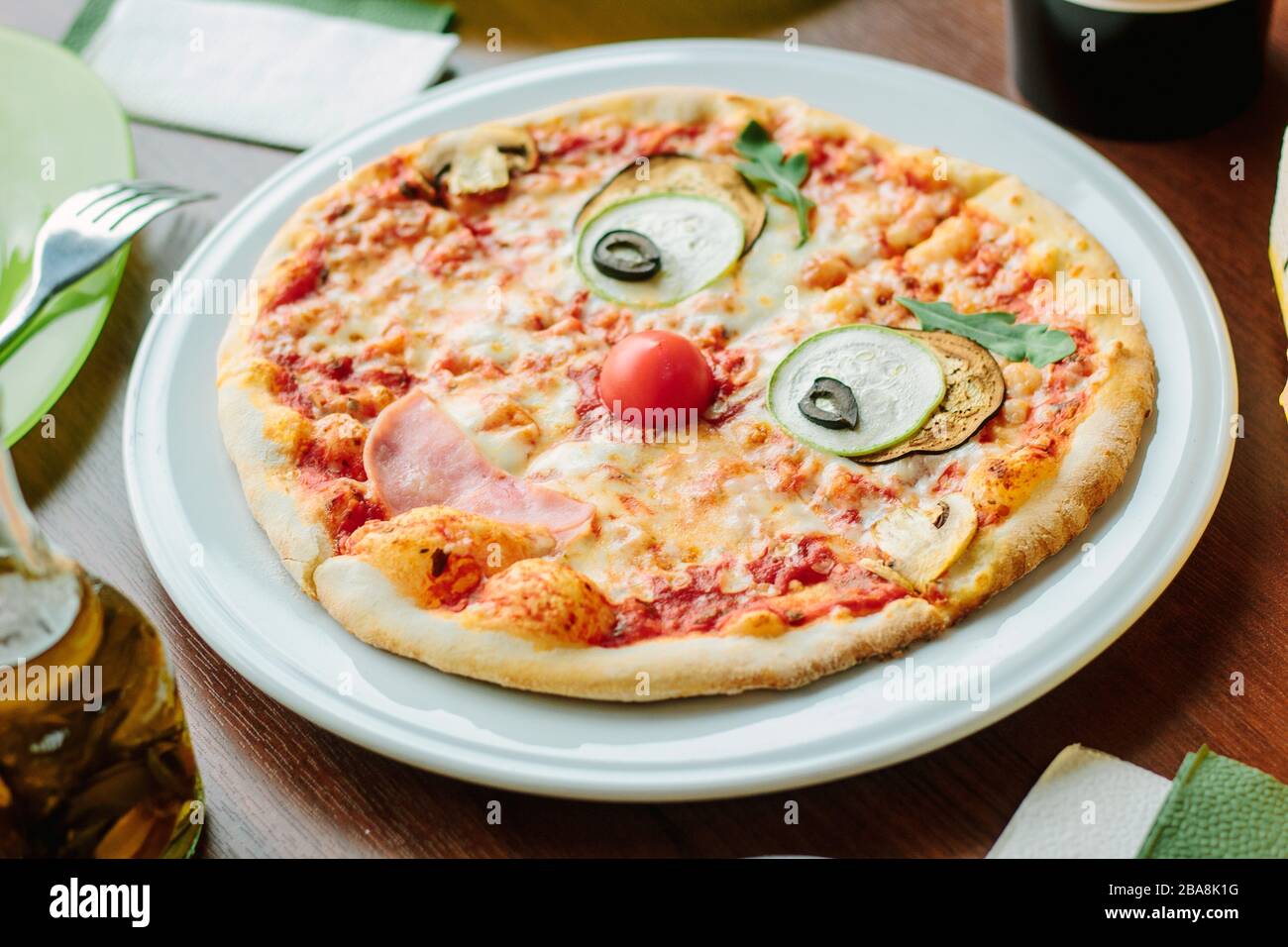 Funny face pizza for kids in a restaurant, great image for your needs ...