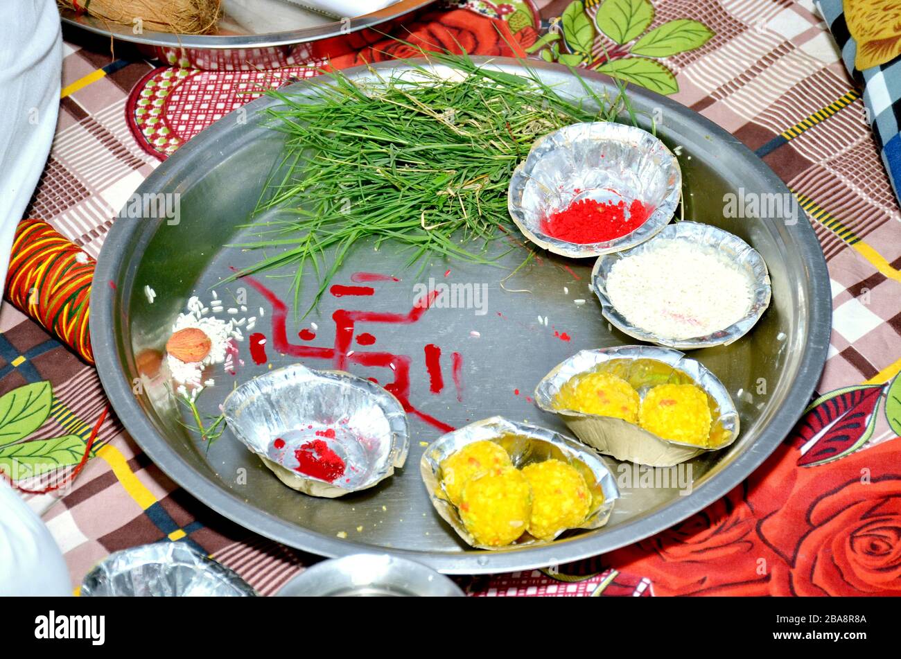 Tel Baan Ritual, haldi ceremony in Indian Wedding Stock Photo - Alamy