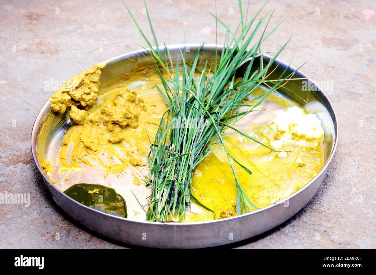 Tel Baan Ritual, haldi ceremony in Indian Wedding Stock Photo - Alamy