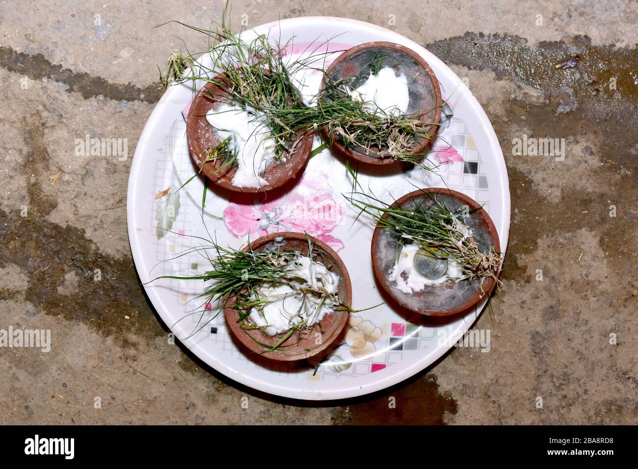 Tel Baan Ritual, haldi ceremony in Indian Wedding Stock Photo - Alamy