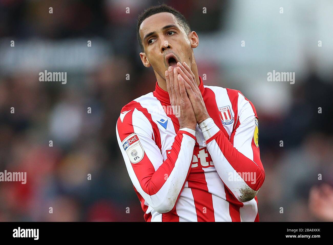 Stoke citys tom ince reacts hi-res stock photography and images - Alamy