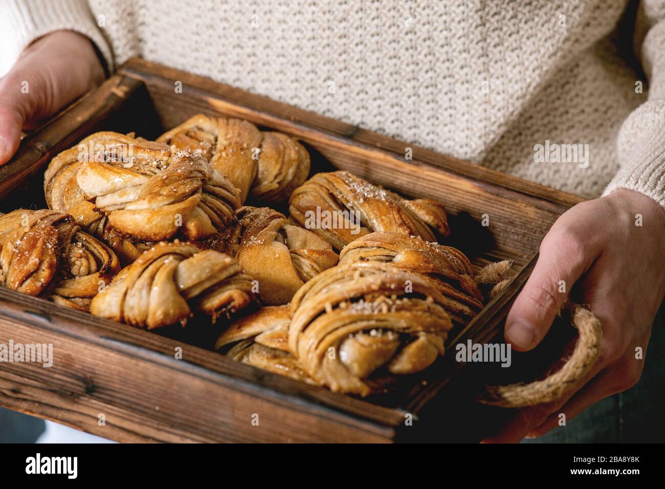Swedish cardamom pastry hi-res stock photography and images - Alamy