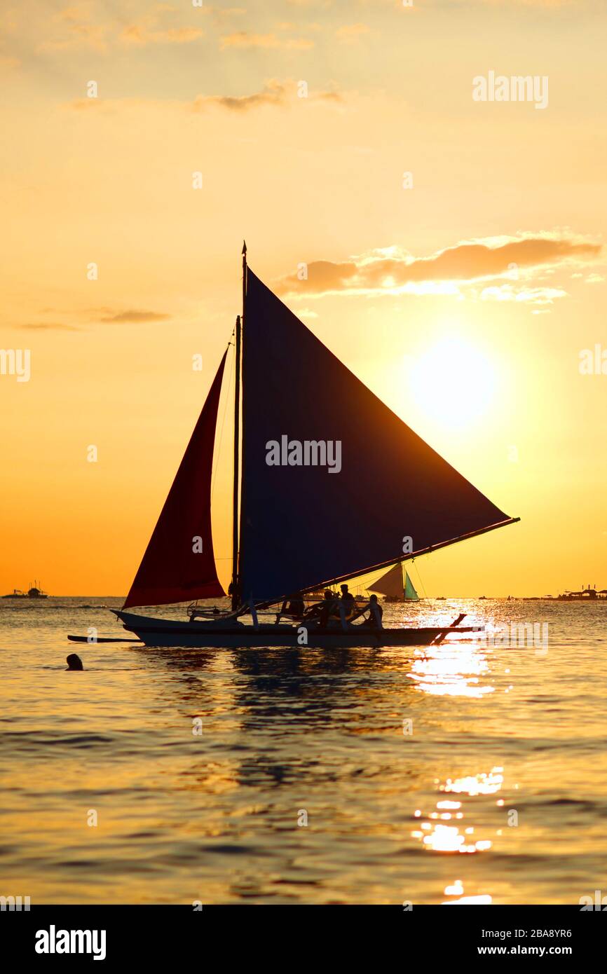 Segelboot reise hi-res stock photography and images - Alamy