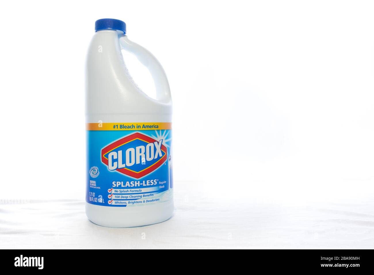 Bottle Of Bleach High Resolution Stock Photography and Images - Alamy