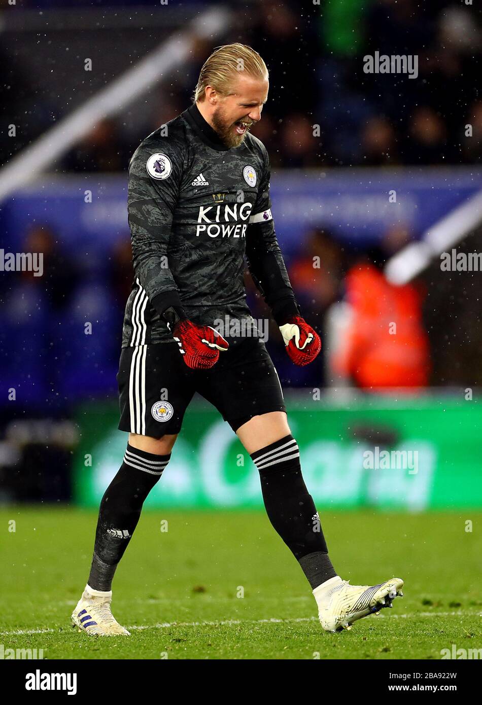 Leicester city goalkeeper kasper schmeichel celebrates hi-res stock ...